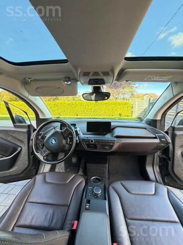 Black BMW I3 2019 in Riga, with an engine capacity of 0.00 L and mileage of 80 thousand km for 16500 €, photo 7 on AUTOMOTO.COM.LV