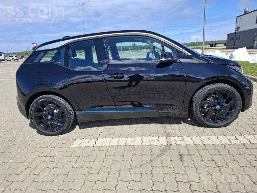 Melns BMW I3 2021 Rīga, ar dzinēja tilpumu 0.00 L un nobraukumu 22 tūkst. km par 19500 €, foto 5 vietnē AUTOMOTO.COM.LV