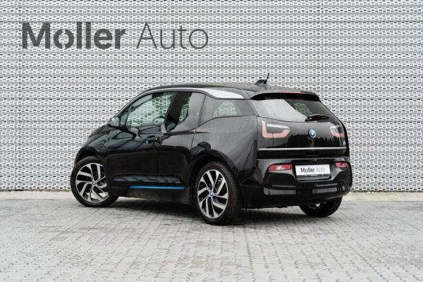 Melns BMW I3 2021 Mārupe, ar dzinēja tilpumu 0.00 L un nobraukumu 56 tūkst. km par 18000 €, foto 4 vietnē AUTOMOTO.COM.LV