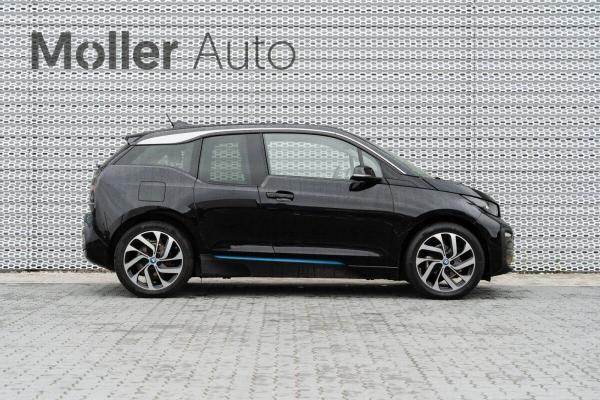 Melns BMW I3 2021 Mārupe, ar dzinēja tilpumu 0.00 L un nobraukumu 56 tūkst. km par 18000 €, foto 6 vietnē AUTOMOTO.COM.LV