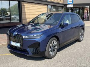 Blue BMW I3 2022 in Riga, with an engine capacity of 0.00 L and mileage of 15 thousand km for 79990 €, photo 4 on AUTOMOTO.COM.LV