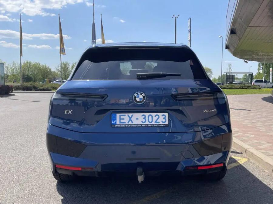 Blue BMW I3 2022 in Riga, with an engine capacity of 0.00 L and mileage of 15 thousand km for 79990 €, photo 6 on AUTOMOTO.COM.LV