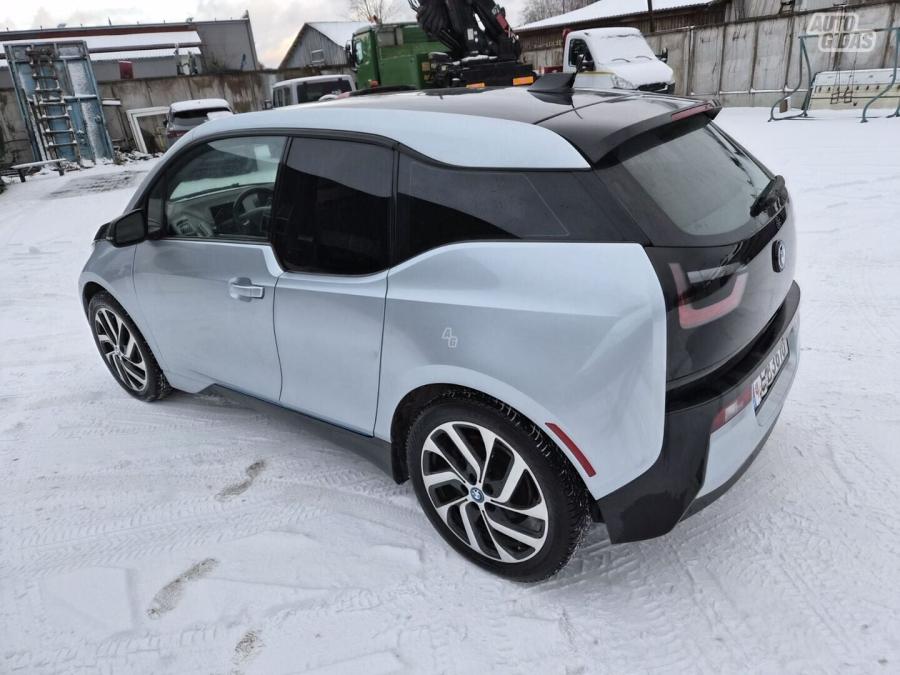 Blue BMW I3 2014 in Vilnius, with an engine capacity of 0.70 L and mileage of 140 thousand km for 7500 €, photo 5 on AUTOMOTO.COM.LV