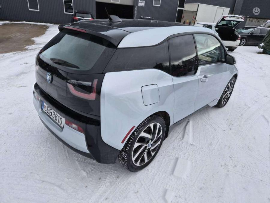 Blue BMW I3 2014 in Vilnius, with an engine capacity of 0.70 L and mileage of 140 thousand km for 7500 €, photo 4 on AUTOMOTO.COM.LV