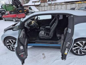Blue BMW I3 2014 in Vilnius, with an engine capacity of 0.70 L and mileage of 140 thousand km for 7500 €, photo 7 on AUTOMOTO.COM.LV