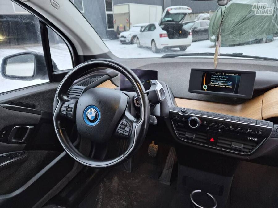 Blue BMW I3 2014 in Vilnius, with an engine capacity of 0.70 L and mileage of 140 thousand km for 7500 €, photo 11 on AUTOMOTO.COM.LV