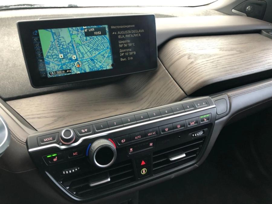 Zils BMW I3 2016 Rīga, ar dzinēja tilpumu 0.00 L un nobraukumu 181 tūkst. km par 14950 €, foto 14 vietnē AUTOMOTO.COM.LV