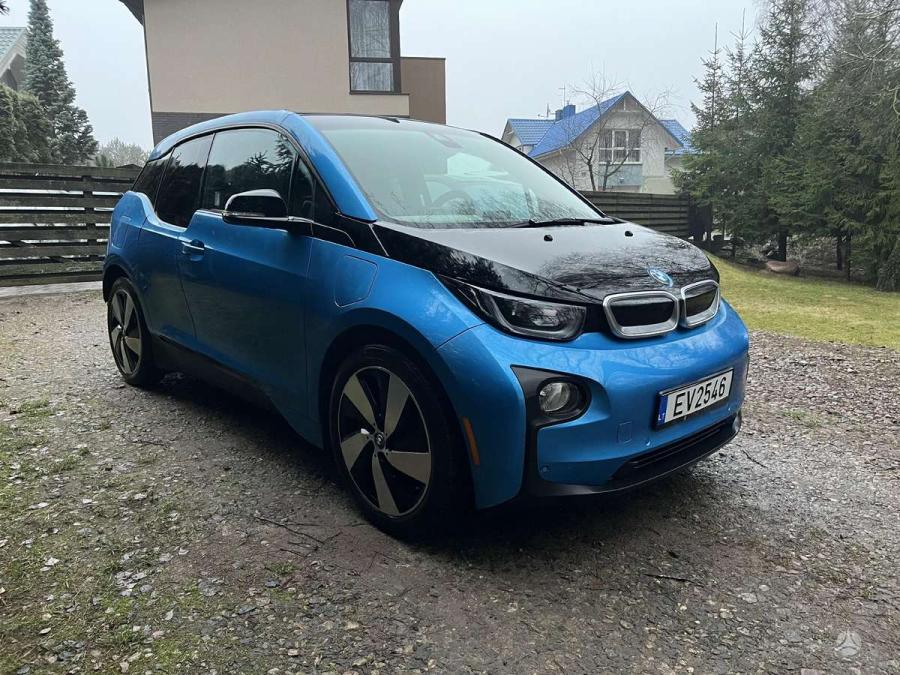 Blue BMW I3 2017 in Vilnius, with an engine capacity of 0.70 L and mileage of 134 thousand km for 11400 €, photo 4 on AUTOMOTO.COM.LV