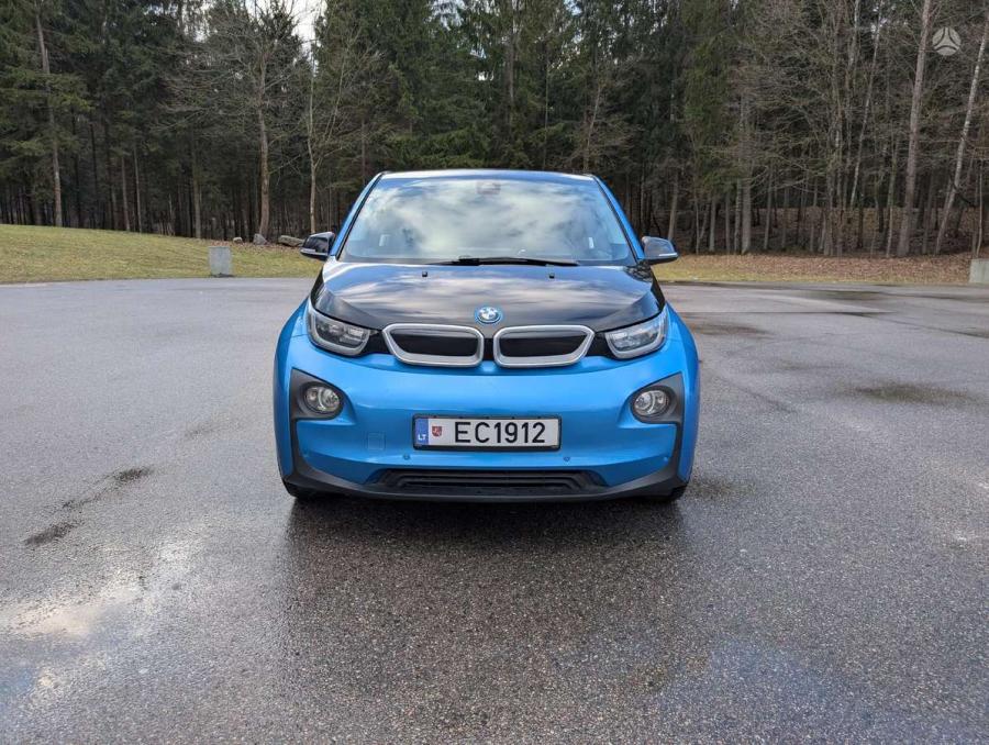 Blue BMW I3 2017 in Alytus, with an engine capacity of 0.65 L and mileage of 121 thousand km for 11800 €, photo 1 on AUTOMOTO.COM.LV