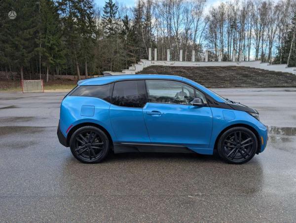 Blue BMW I3 2017 in Alytus, with an engine capacity of 0.65 L and mileage of 121 thousand km for 11800 €, photo 3 on AUTOMOTO.COM.LV