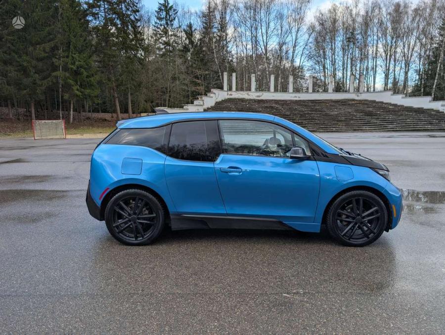 Blue BMW I3 2017 in Alytus, with an engine capacity of 0.65 L and mileage of 121 thousand km for 11800 €, photo 3 on AUTOMOTO.COM.LV