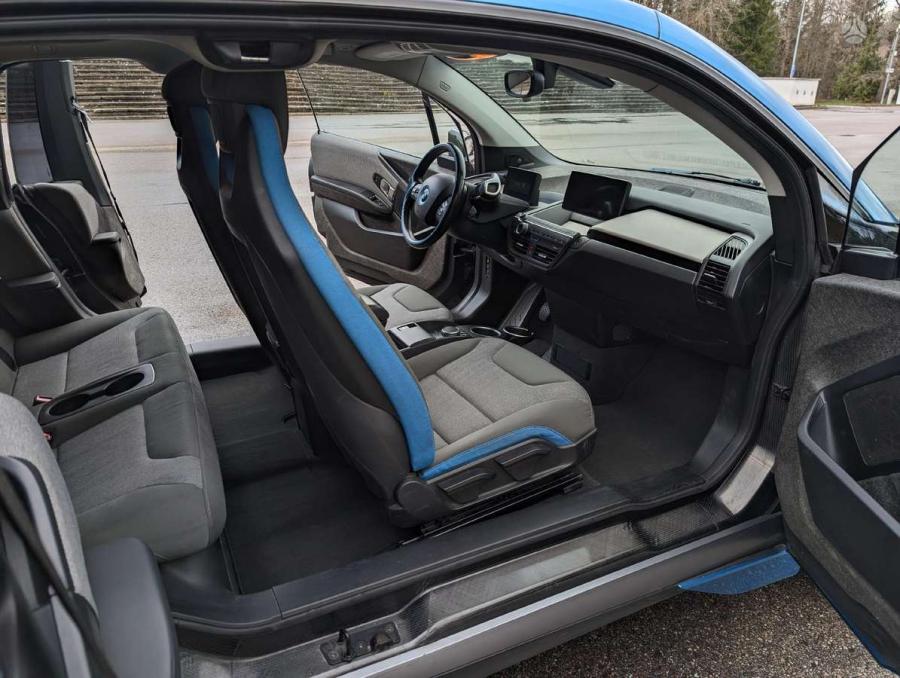 Blue BMW I3 2017 in Alytus, with an engine capacity of 0.65 L and mileage of 121 thousand km for 11800 €, photo 9 on AUTOMOTO.COM.LV