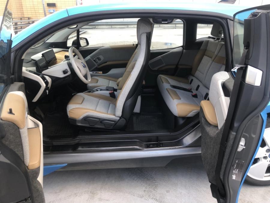 Zils BMW I3 2017 Rīga, ar dzinēja tilpumu 0.00 L un nobraukumu 55 tūkst. km par 10900 €, foto 12 vietnē AUTOMOTO.COM.LV