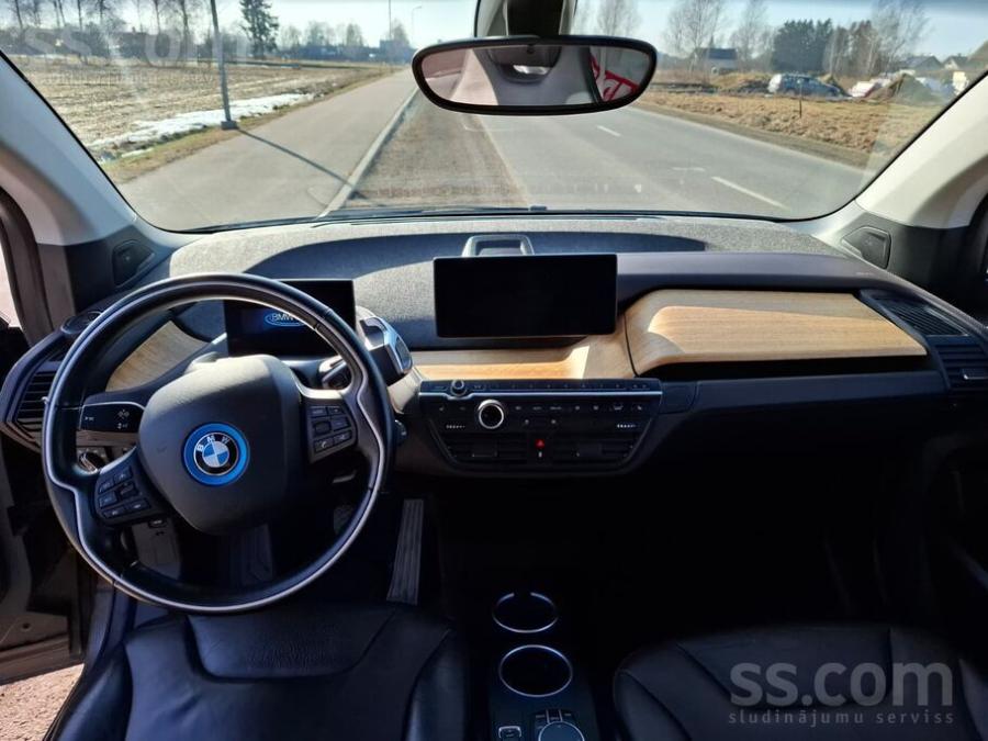 Zils BMW I3 2018 Rīga, ar dzinēja tilpumu 0.00 L un nobraukumu 82 tūkst. km par 14700 €, foto 8 vietnē AUTOMOTO.COM.LV