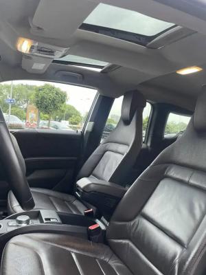 Blue BMW I3 2018 in Riga, with an engine capacity of 0.00 L and mileage of 115 thousand km for 19800 €, photo 13 on AUTOMOTO.COM.LV