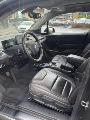 Blue BMW I3 2018 in Riga, with an engine capacity of 0.00 L and mileage of 115 thousand km for 19800 €, photo 14 on AUTOMOTO.COM.LV