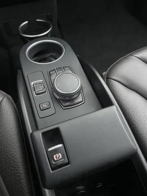 Blue BMW I3 2018 in Riga, with an engine capacity of 0.00 L and mileage of 115 thousand km for 19800 €, photo 18 on AUTOMOTO.COM.LV
