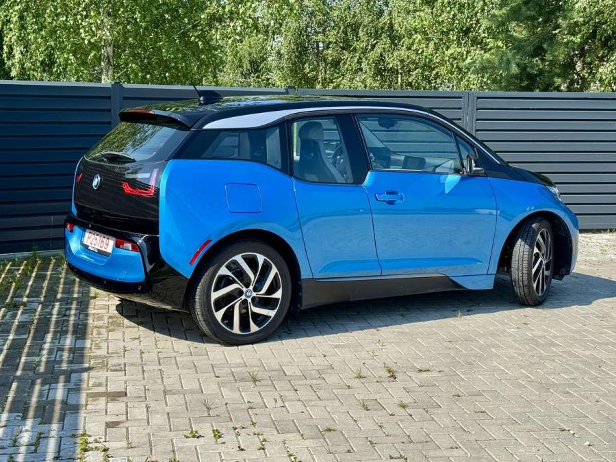 Blue BMW I3 2018 in Kaunas, with an engine capacity of 0.00 L and mileage of 61 thousand km for 13400 €, photo 5 on AUTOMOTO.COM.LV