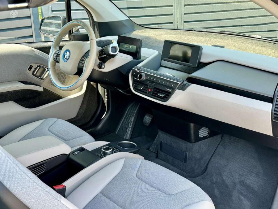 Blue BMW I3 2018 in Kaunas, with an engine capacity of 0.00 L and mileage of 61 thousand km for 13400 €, photo 9 on AUTOMOTO.COM.LV
