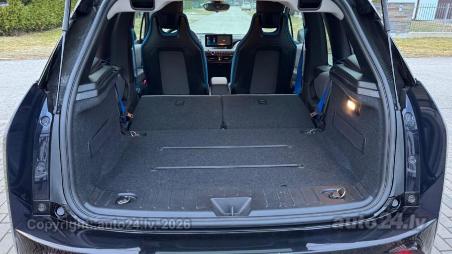 Blue BMW I3 2019 in Tallinn, with an engine capacity of 0.00 L and mileage of 51 thousand km for 15400 €, photo 16 on AUTOMOTO.COM.LV