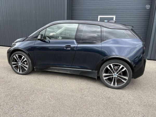 Blue BMW I3 2019 in Alytus, with an engine capacity of 0.00 L and mileage of 72 thousand km for 10500 €, photo 5 on AUTOMOTO.COM.LV