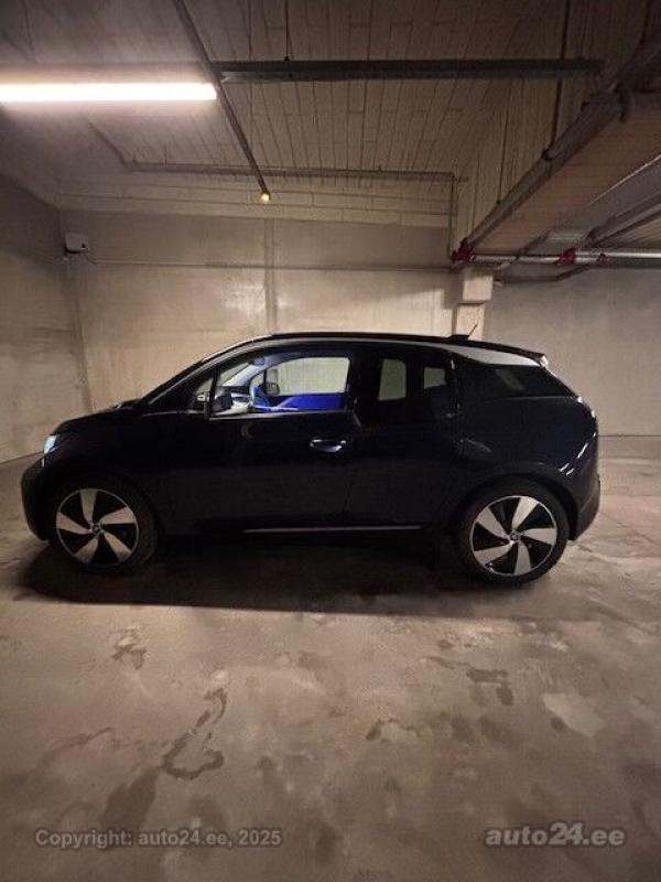 Blue BMW I3 2018 in Tallinn, with an engine capacity of 0.00 L and mileage of 46 thousand km for 15500 €, photo 6 on AUTOMOTO.COM.LV