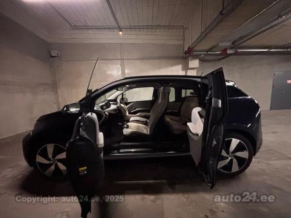 Blue BMW I3 2018 in Tallinn, with an engine capacity of 0.00 L and mileage of 46 thousand km for 15500 €, photo 7 on AUTOMOTO.COM.LV