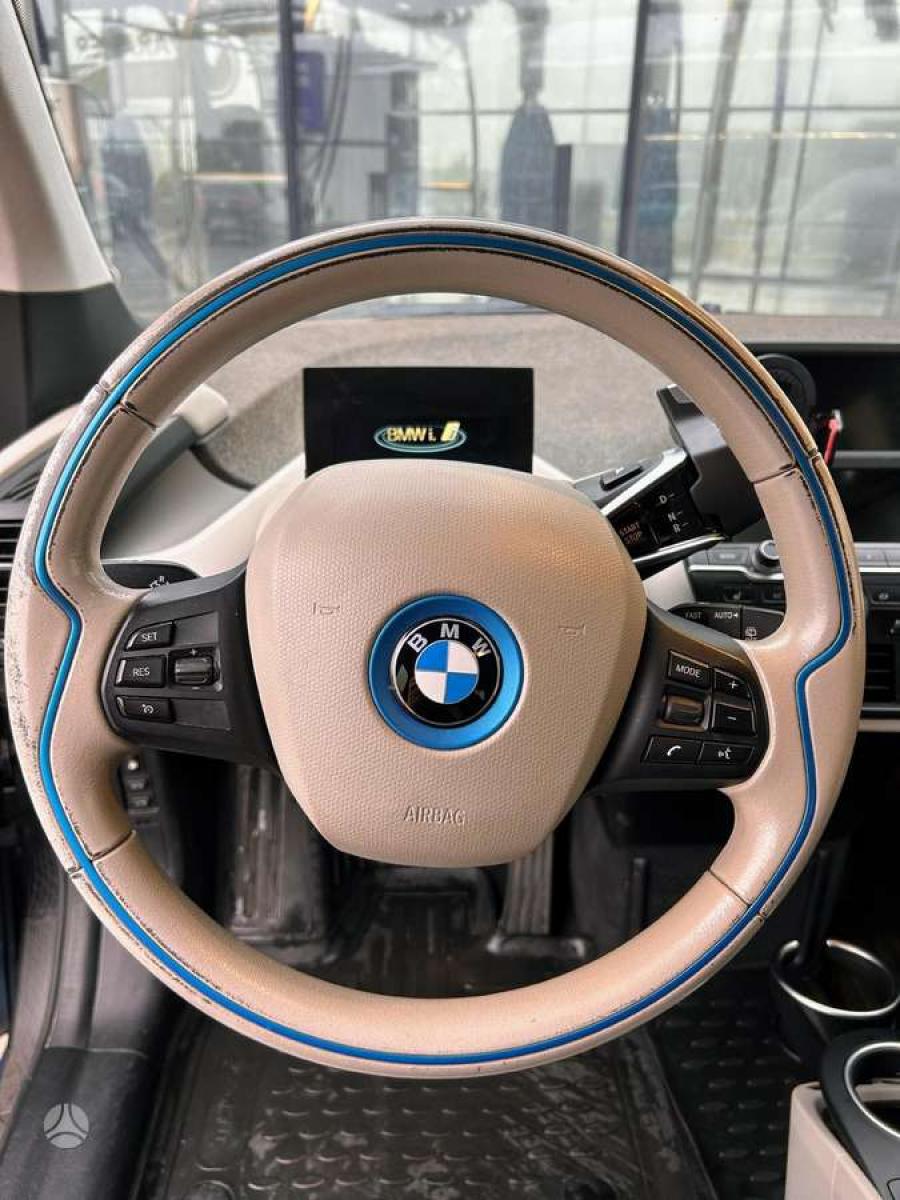 Brown BMW I3 2015 in Vilnius, with an engine capacity of 0.65 L and mileage of 150 thousand km for 9000 €, photo 28 on AUTOMOTO.COM.LV