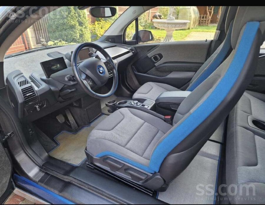 Brown BMW I3 2015 in Riga, with an engine capacity of 0.00 L and mileage of 108 thousand km for 10500 €, photo 3 on AUTOMOTO.COM.LV
