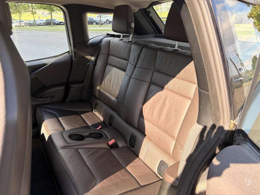 Brown BMW I3 2017 in Vilnius, with an engine capacity of 0.70 L and mileage of 49 thousand km for 14999 €, photo 12 on AUTOMOTO.COM.LV
