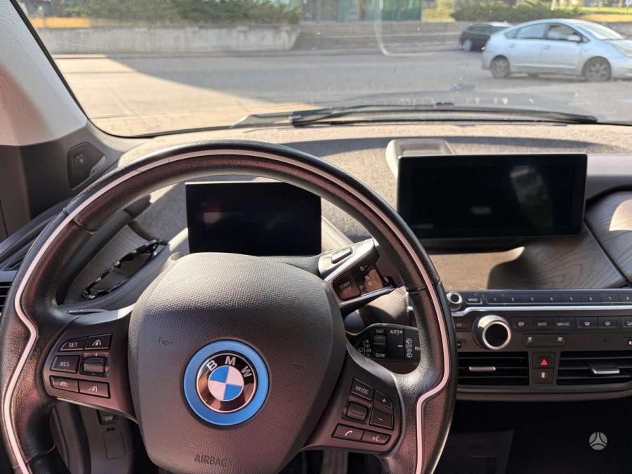 Brown BMW I3 2017 in Vilnius, with an engine capacity of 0.70 L and mileage of 49 thousand km for 14999 €, photo 14 on AUTOMOTO.COM.LV