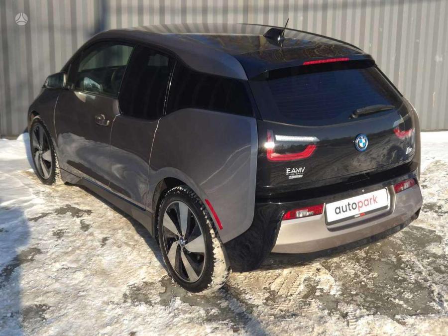 Pelēks BMW I3 2014 Viļņa, ar dzinēja tilpumu 0.65 L un nobraukumu 122 tūkst. km par 7300 €, foto 4 vietnē AUTOMOTO.COM.LV