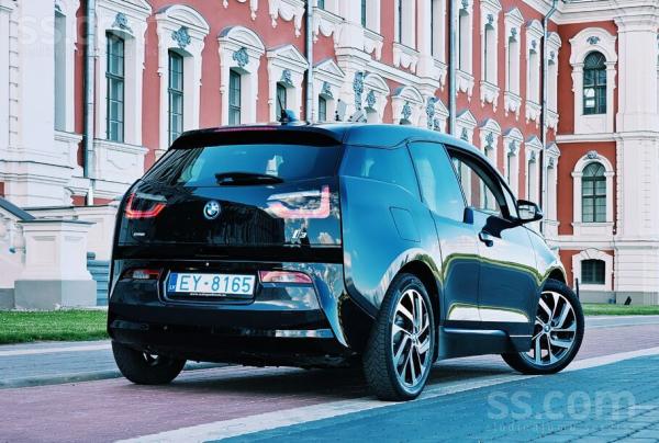 Grey BMW I3 2014 in Jelgava, with an engine capacity of 0.00 L and mileage of 107 thousand km for 8890 €, photo 6 on AUTOMOTO.COM.LV