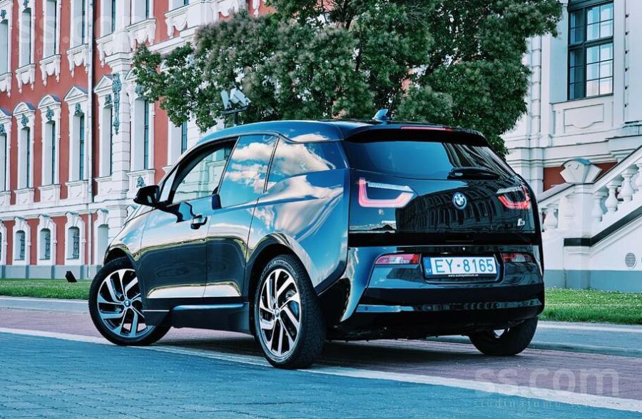 Grey BMW I3 2014 in Jelgava, with an engine capacity of 0.00 L and mileage of 107 thousand km for 8890 €, photo 8 on AUTOMOTO.COM.LV