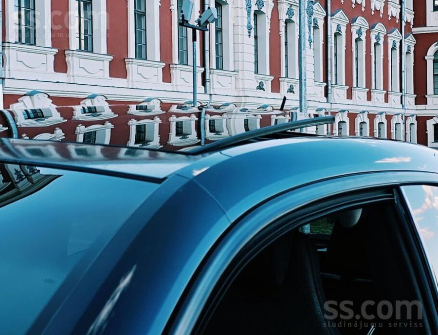 Grey BMW I3 2014 in Jelgava, with an engine capacity of 0.00 L and mileage of 107 thousand km for 8890 €, photo 15 on AUTOMOTO.COM.LV