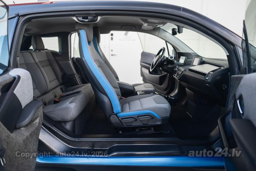 Pelēks BMW I3 2014 Tallina, ar dzinēja tilpumu 0.60 L un nobraukumu 178 tūkst. km par 9999 €, foto 12 vietnē AUTOMOTO.COM.LV