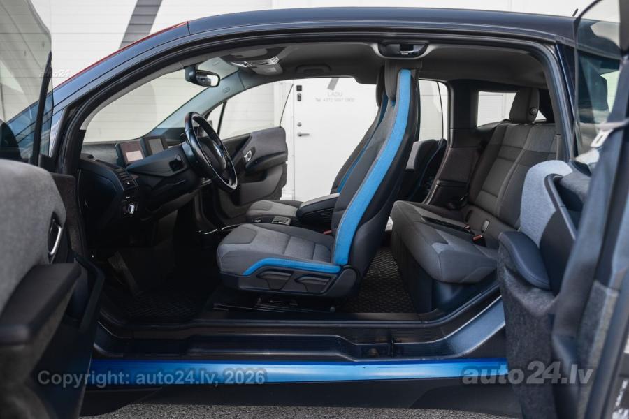 Pelēks BMW I3 2014 Tallina, ar dzinēja tilpumu 0.60 L un nobraukumu 178 tūkst. km par 9999 €, foto 16 vietnē AUTOMOTO.COM.LV