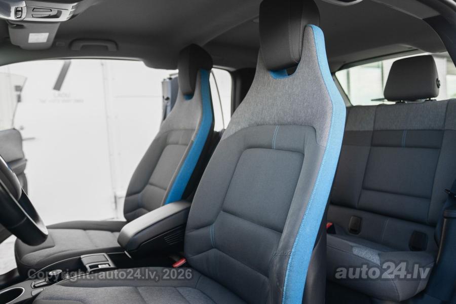 Pelēks BMW I3 2014 Tallina, ar dzinēja tilpumu 0.60 L un nobraukumu 178 tūkst. km par 9999 €, foto 18 vietnē AUTOMOTO.COM.LV