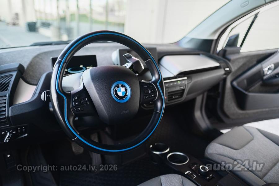 Pelēks BMW I3 2014 Tallina, ar dzinēja tilpumu 0.60 L un nobraukumu 178 tūkst. km par 9999 €, foto 19 vietnē AUTOMOTO.COM.LV