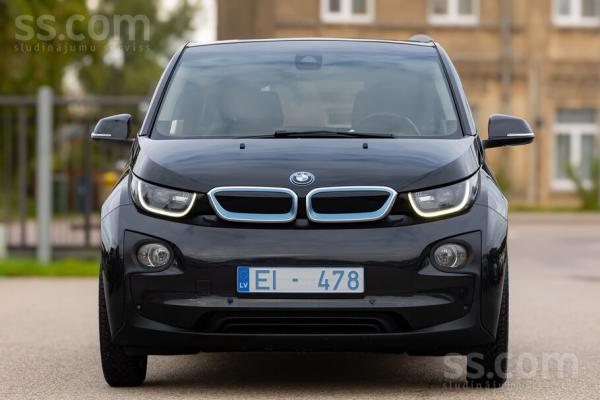 Pelēks BMW I3 2014 Jelgava, ar dzinēja tilpumu 0.00 L un nobraukumu 93 tūkst. km par 8590 €, foto 4 vietnē AUTOMOTO.COM.LV
