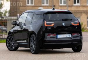Grey BMW I3 2014 in Jelgava, with an engine capacity of 0.00 L and mileage of 93 thousand km for 8590 €, photo 7 on AUTOMOTO.COM.LV