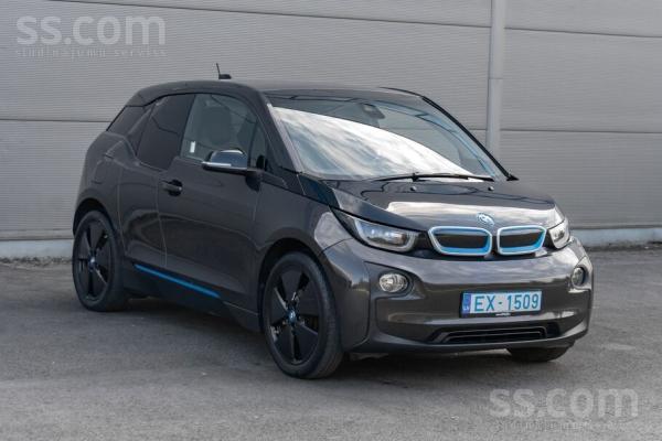 Grey BMW I3 2015 in Riga, with an engine capacity of 0.00 L and mileage of 0 thousand km for 9952 €, photo 3 on AUTOMOTO.COM.LV