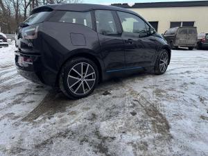 Pelēks BMW I3 2015 Viļņa, ar dzinēja tilpumu 0.65 L un nobraukumu 219 tūkst. km par 8250 €, foto 4 vietnē AUTOMOTO.COM.LV