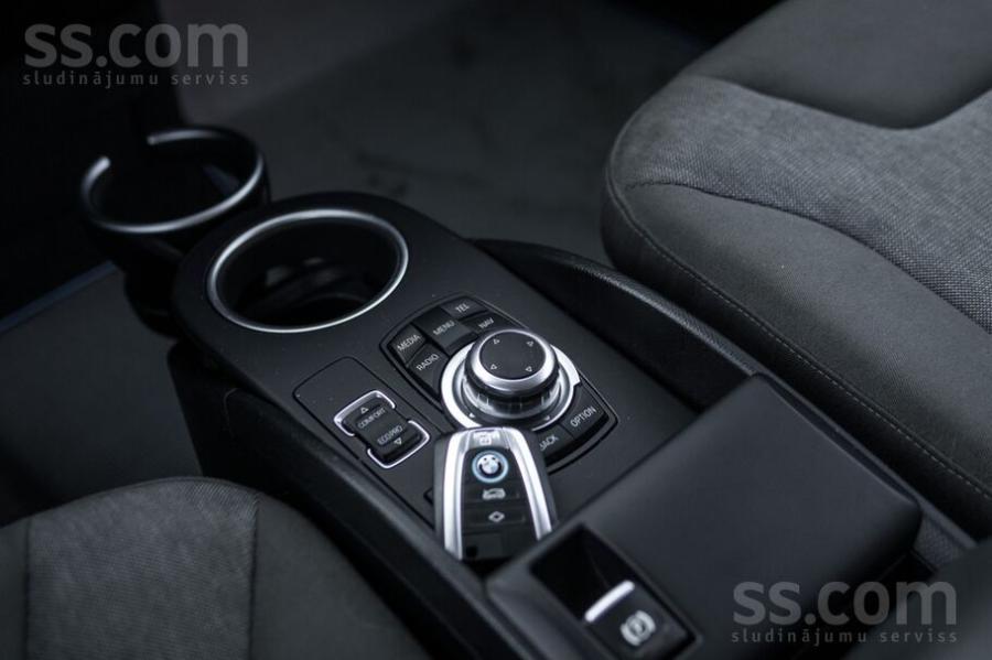 Grey BMW I3 2015 in Riga, with an engine capacity of 0.00 L and mileage of 126 thousand km for 8300 €, photo 17 on AUTOMOTO.COM.LV