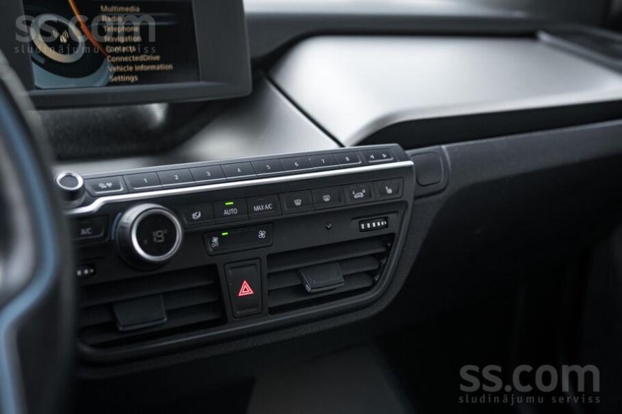 Grey BMW I3 2015 in Riga, with an engine capacity of 0.00 L and mileage of 126 thousand km for 8300 €, photo 18 on AUTOMOTO.COM.LV