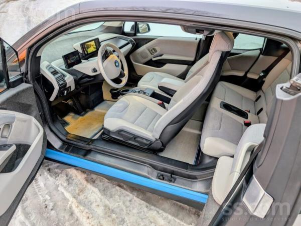 Pelēks BMW I3 2015 Rīga, ar dzinēja tilpumu 0.00 L un nobraukumu 113 tūkst. km par 8200 €, foto 5 vietnē AUTOMOTO.COM.LV