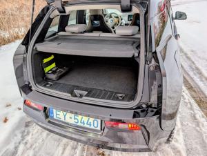 Grey BMW I3 2015 in Riga, with an engine capacity of 0.00 L and mileage of 113 thousand km for 8200 €, photo 8 on AUTOMOTO.COM.LV