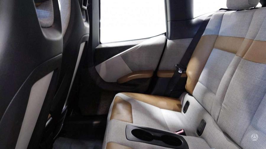 Grey BMW I3 2015 in Klaipeda, with an engine capacity of 0.00 L and mileage of 87 thousand km for 7700 €, photo 11 on AUTOMOTO.COM.LV