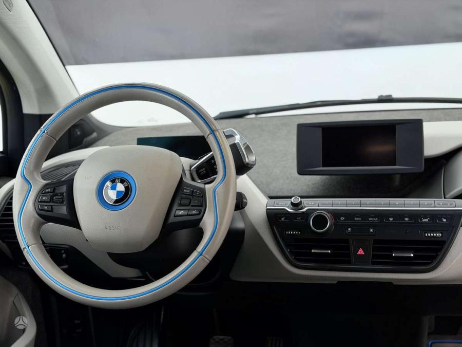 Grey BMW I3 2015 in Vilnius, with an engine capacity of 0.00 L and mileage of 50 thousand km for 9990 €, photo 16 on AUTOMOTO.COM.LV