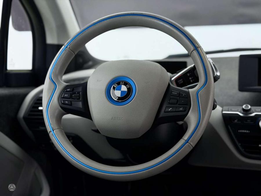Grey BMW I3 2015 in Vilnius, with an engine capacity of 0.00 L and mileage of 50 thousand km for 9990 €, photo 17 on AUTOMOTO.COM.LV